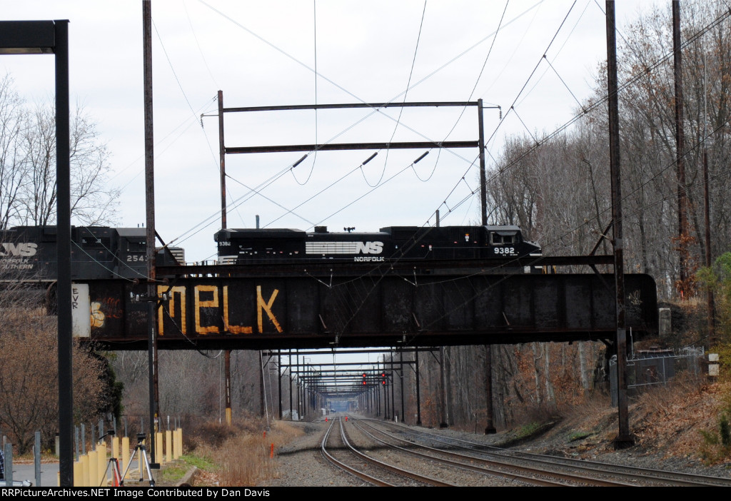 NS CW40-9 9382 leads 14G